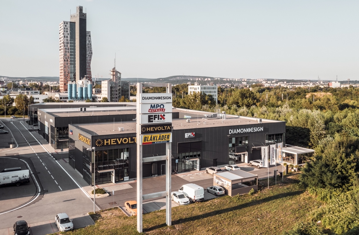 Druhá etapa retailového parku H-Park v Brně je hotová - Stavitel