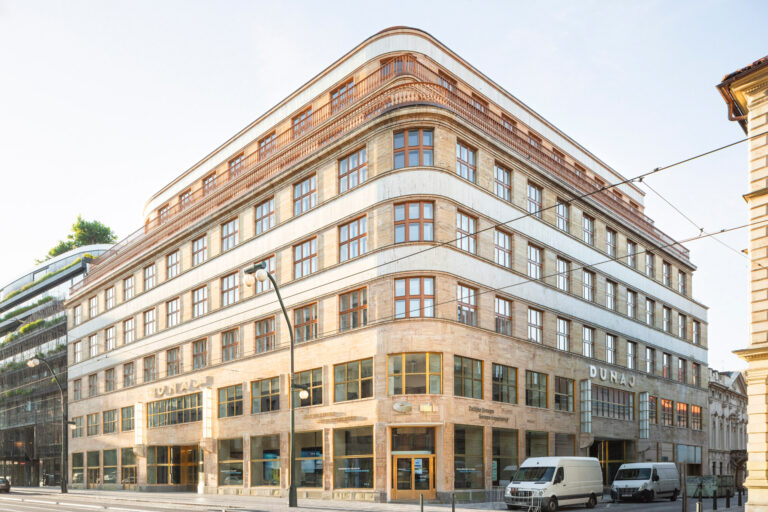 Palác Dunaj na Národní třídě získal certifikát LEED Gold - Stavitel