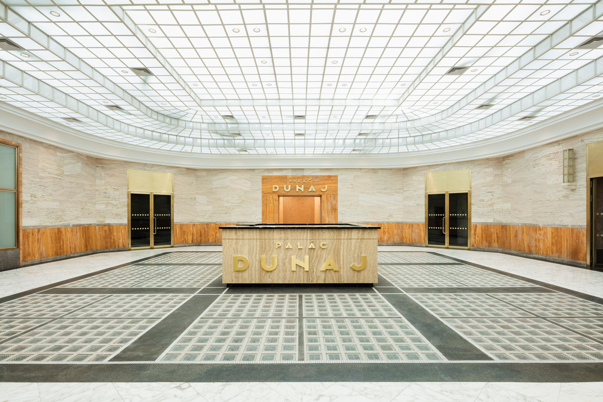 Palác Dunaj na Národní třídě získal certifikát LEED Gold - Stavitel